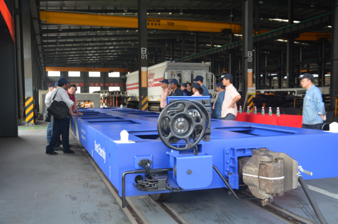 General Purpose Flat Rail Car 1000mm Gauge 20GP / 40GP Container Flat ...